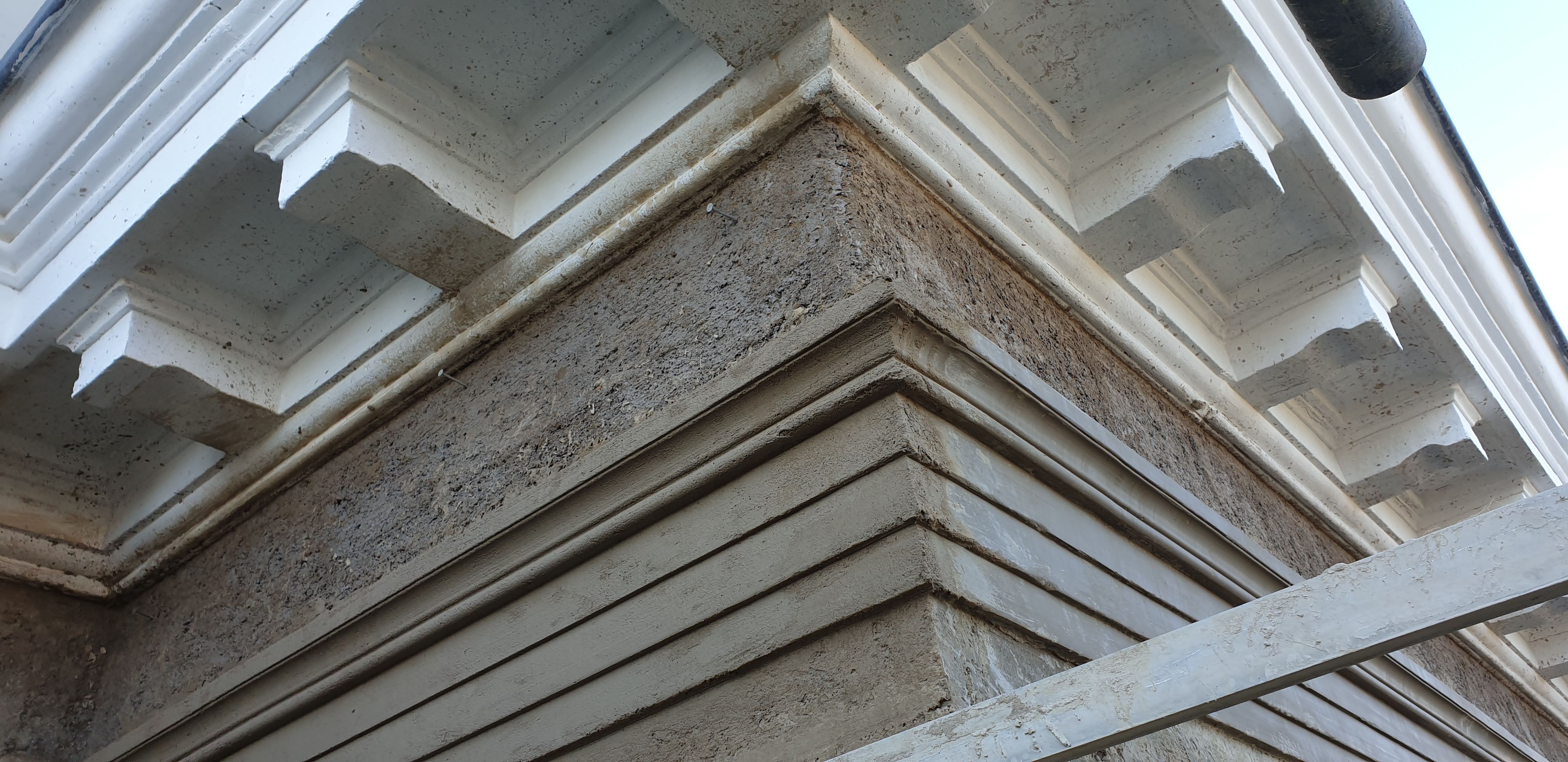 Natural roman cement, stucco facade | Specialist Plastering